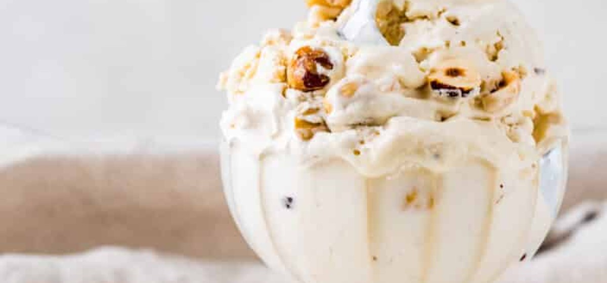 Haselnuss-Nougat-Eis